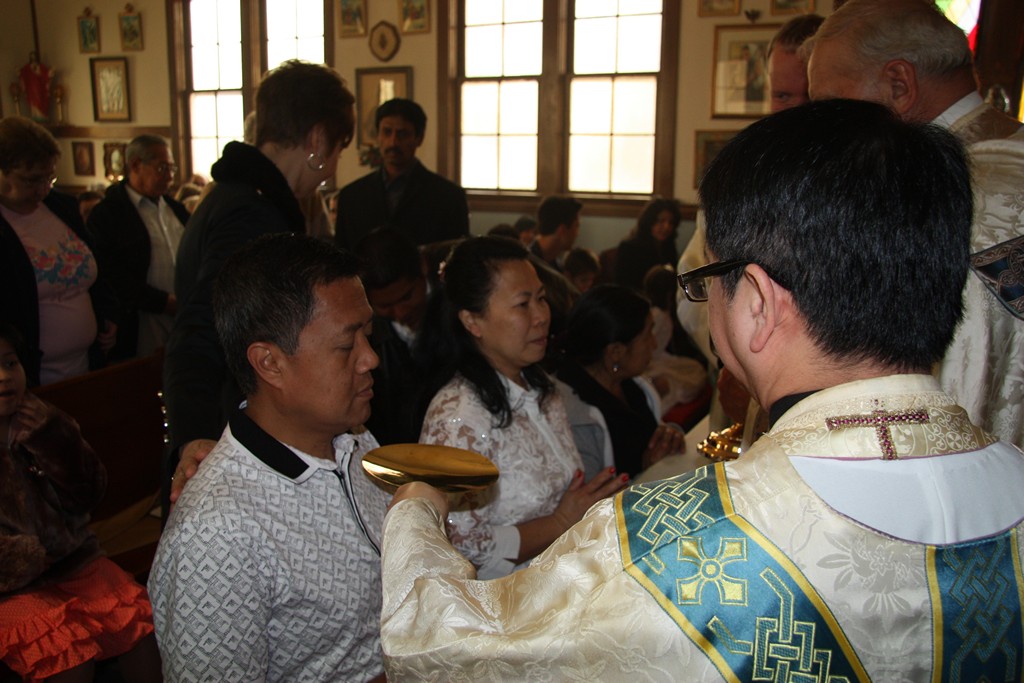 Holy Communion - The Old Catholic Church of BC
